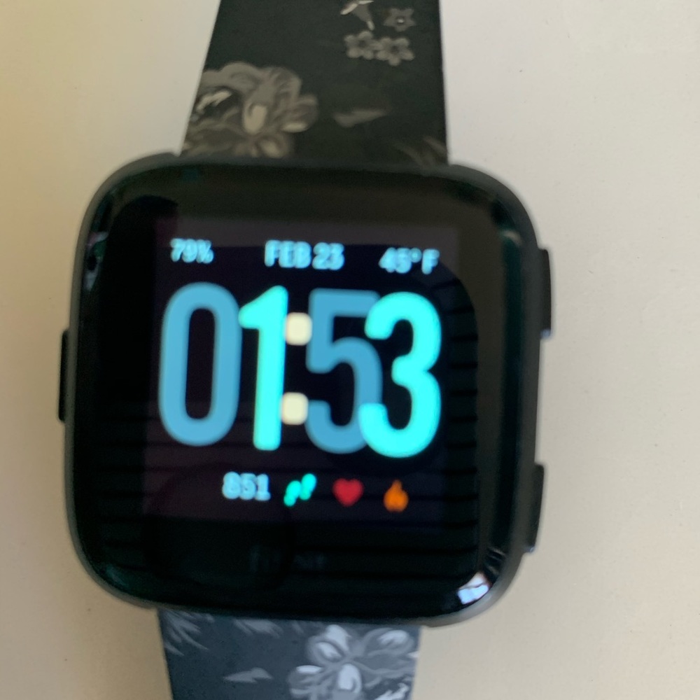Fitbit Versa - Gem